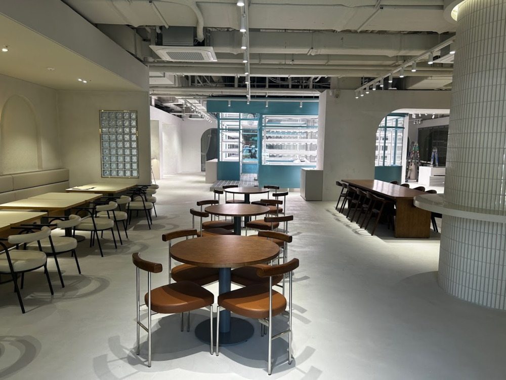 Micro Cement in Public Spaces: Durable & Stylish Design — MWork.ca