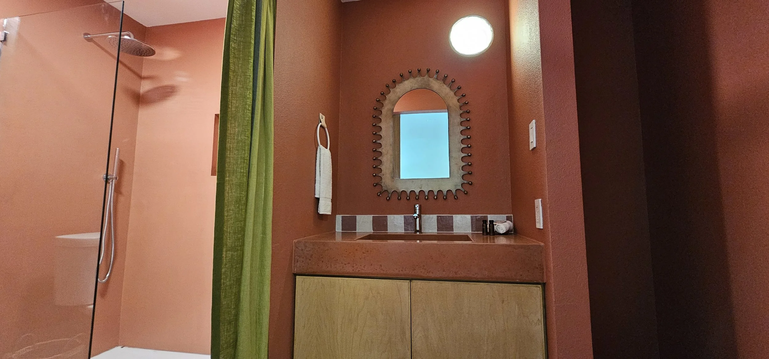 Rooms — Gruene Outpost River Lodge