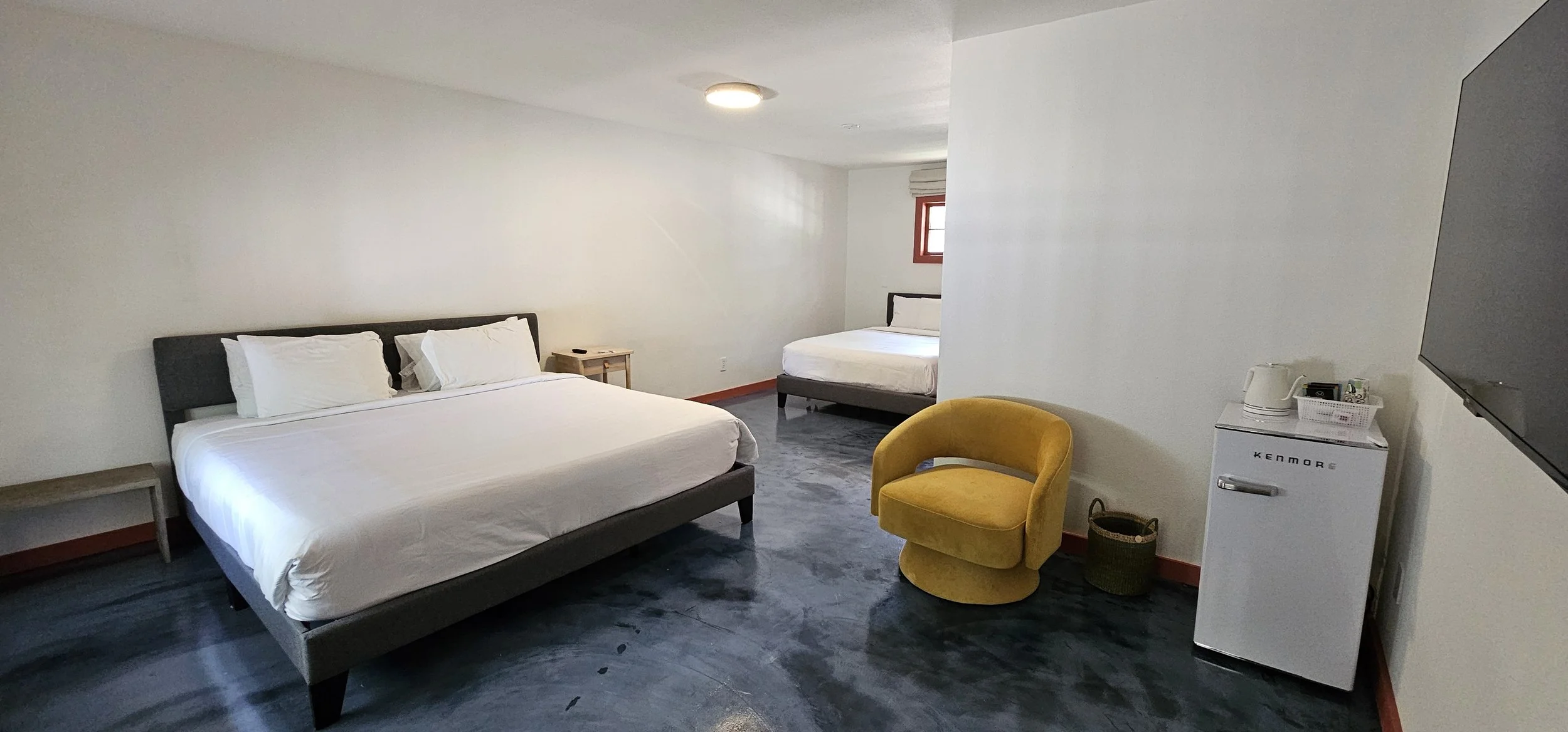 Rooms — Gruene Outpost River Lodge