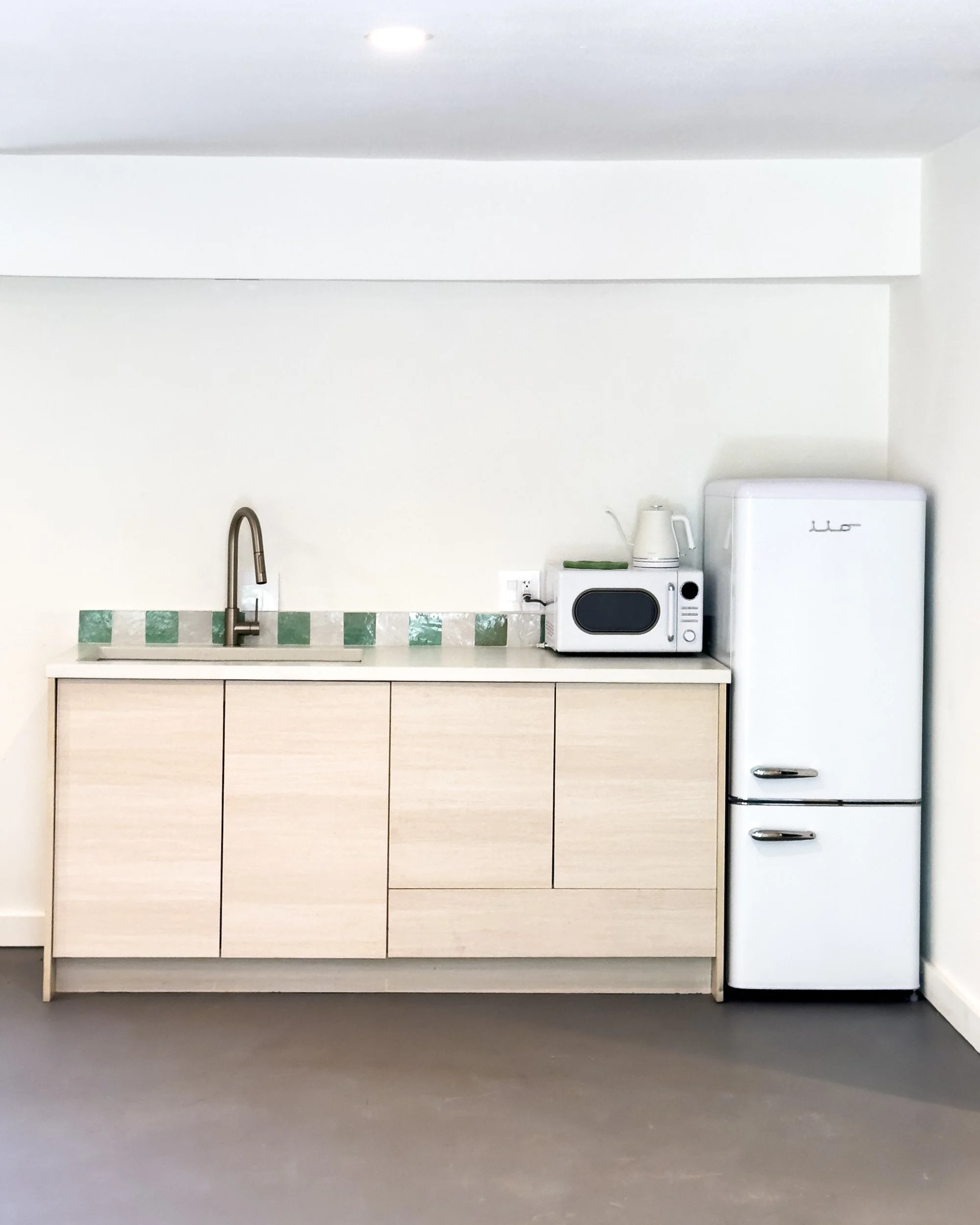 Rooms — Gruene Outpost River Lodge