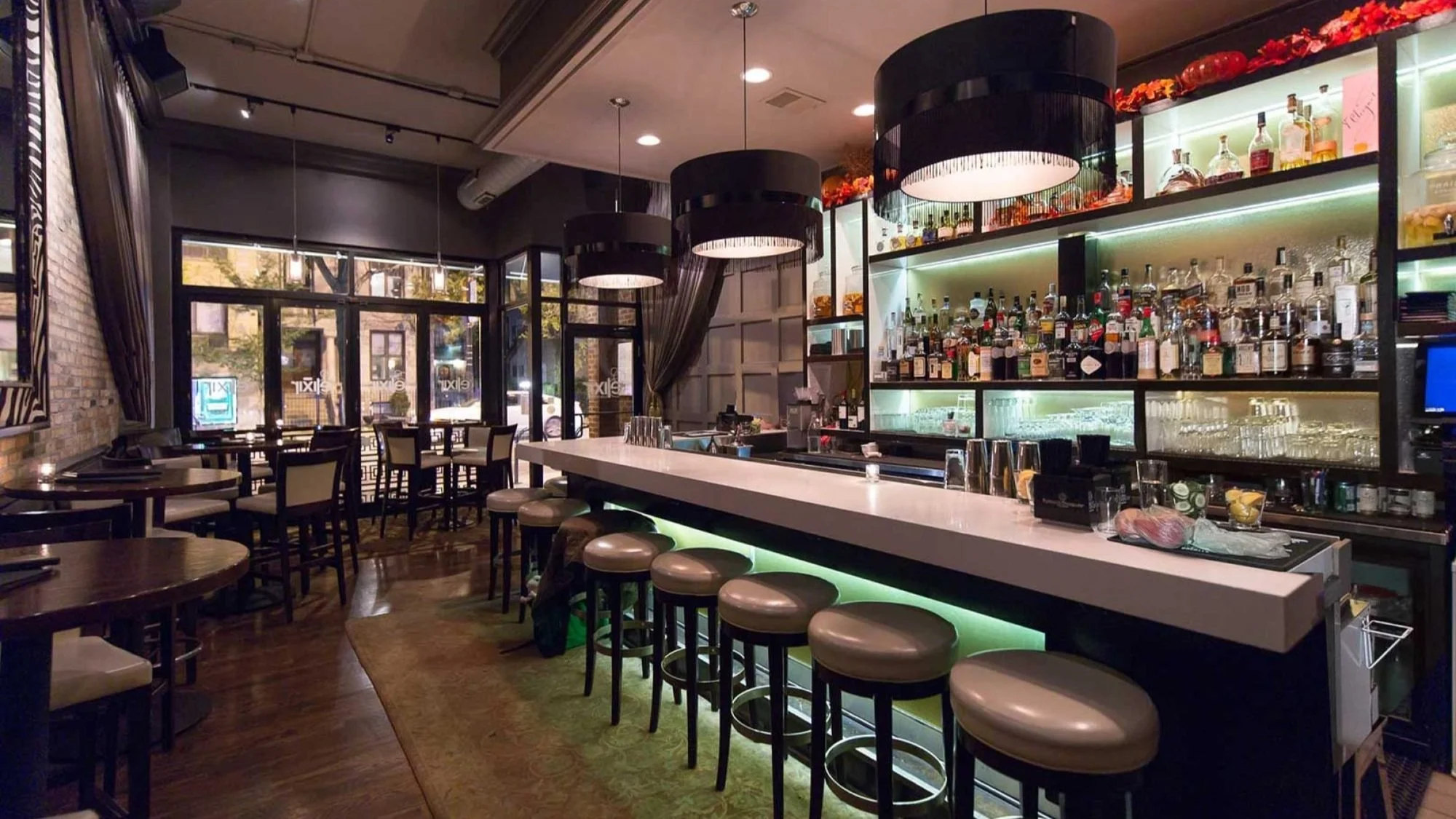 The complete guide to Chicago’s gay bars and clubs – allout.travel