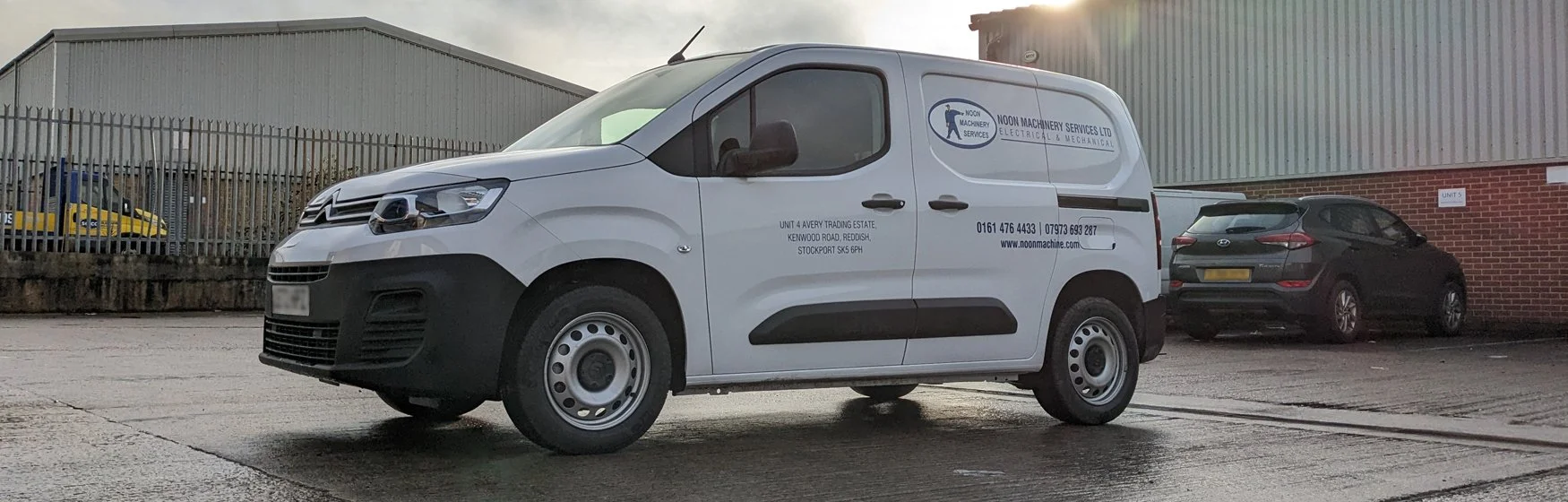 NOON MACHINERY — Graphic Design - Signs - Websites - Manchester