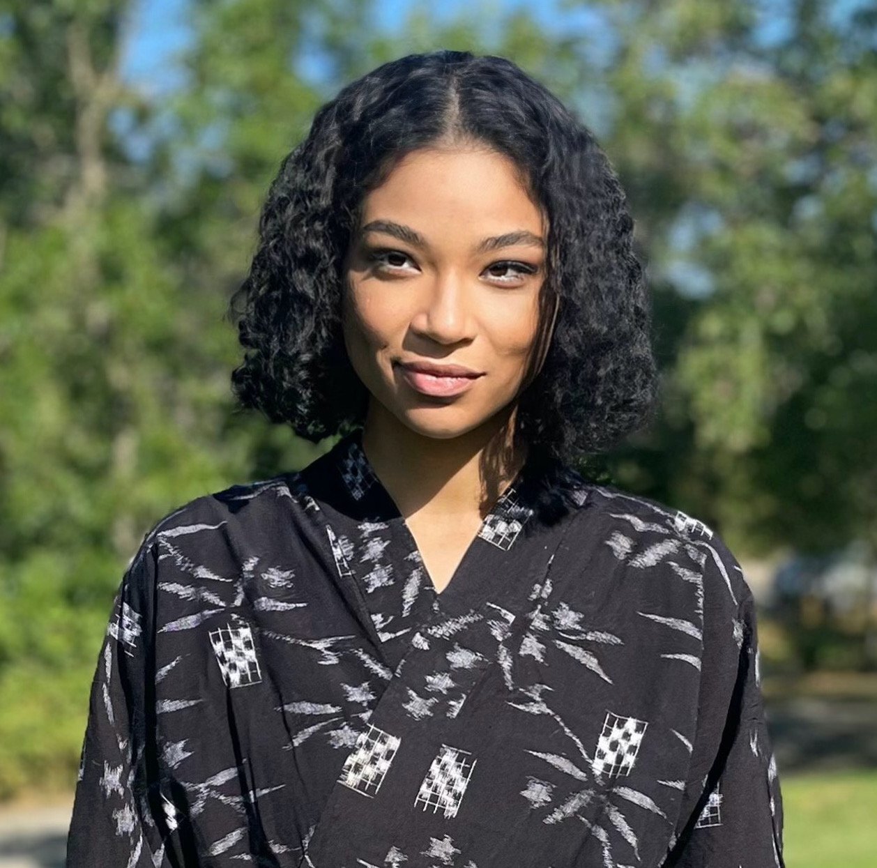 Jas Perry — Looking Glass Literary & Media
