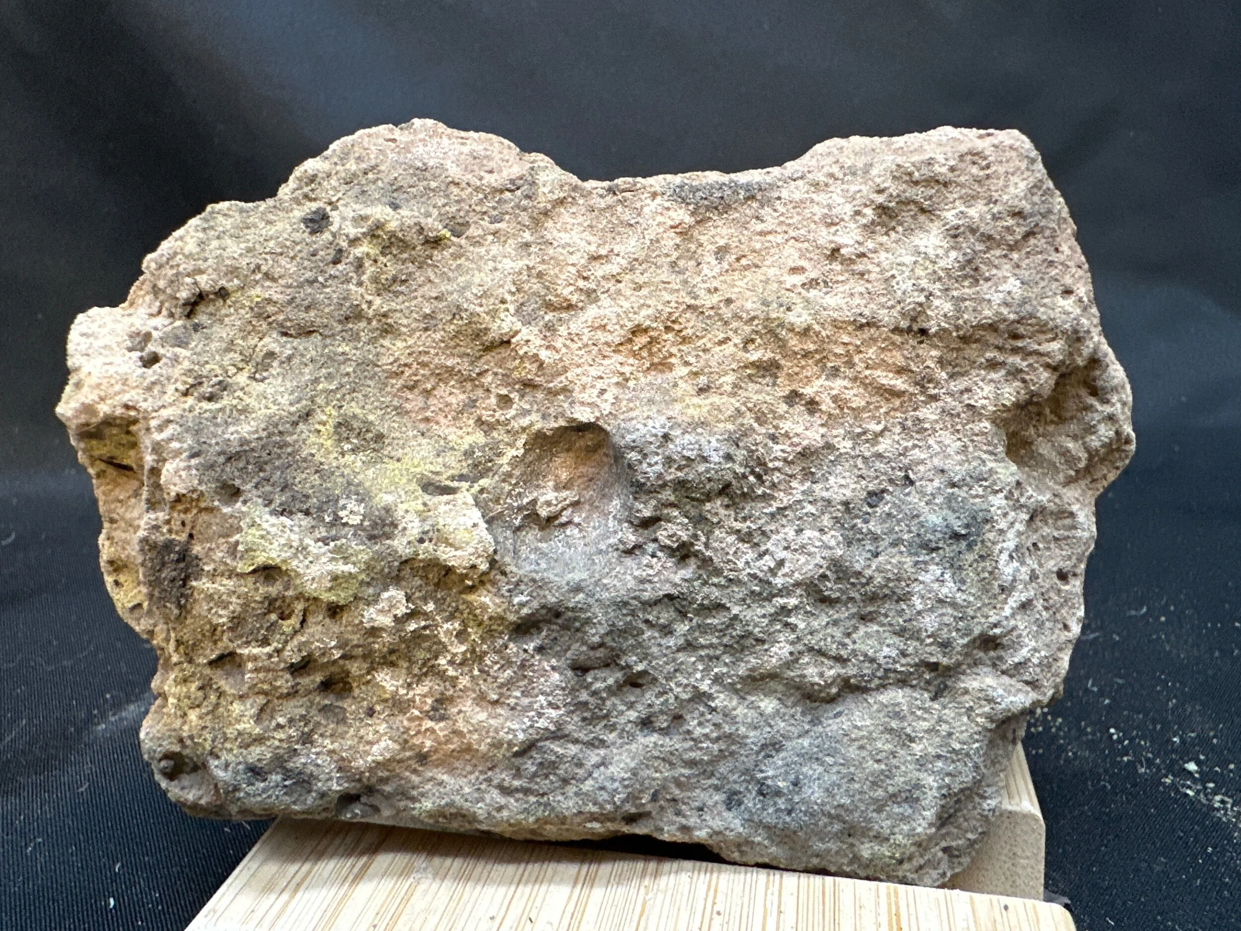 Uranium ore 1,000 to 3,000 CPM — Arizona Uranium