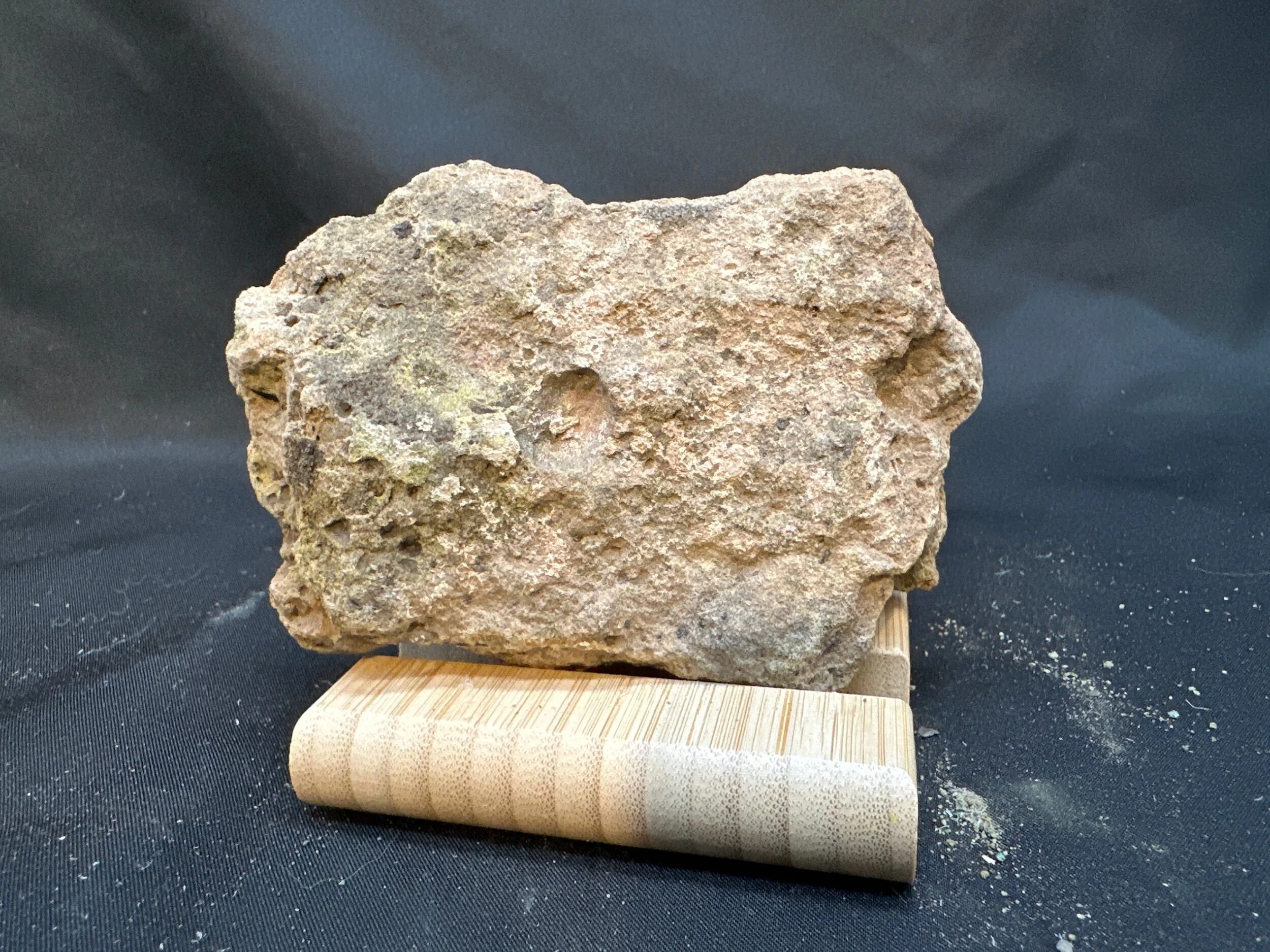 Uranium ore 1,000 to 3,000 CPM — Arizona Uranium