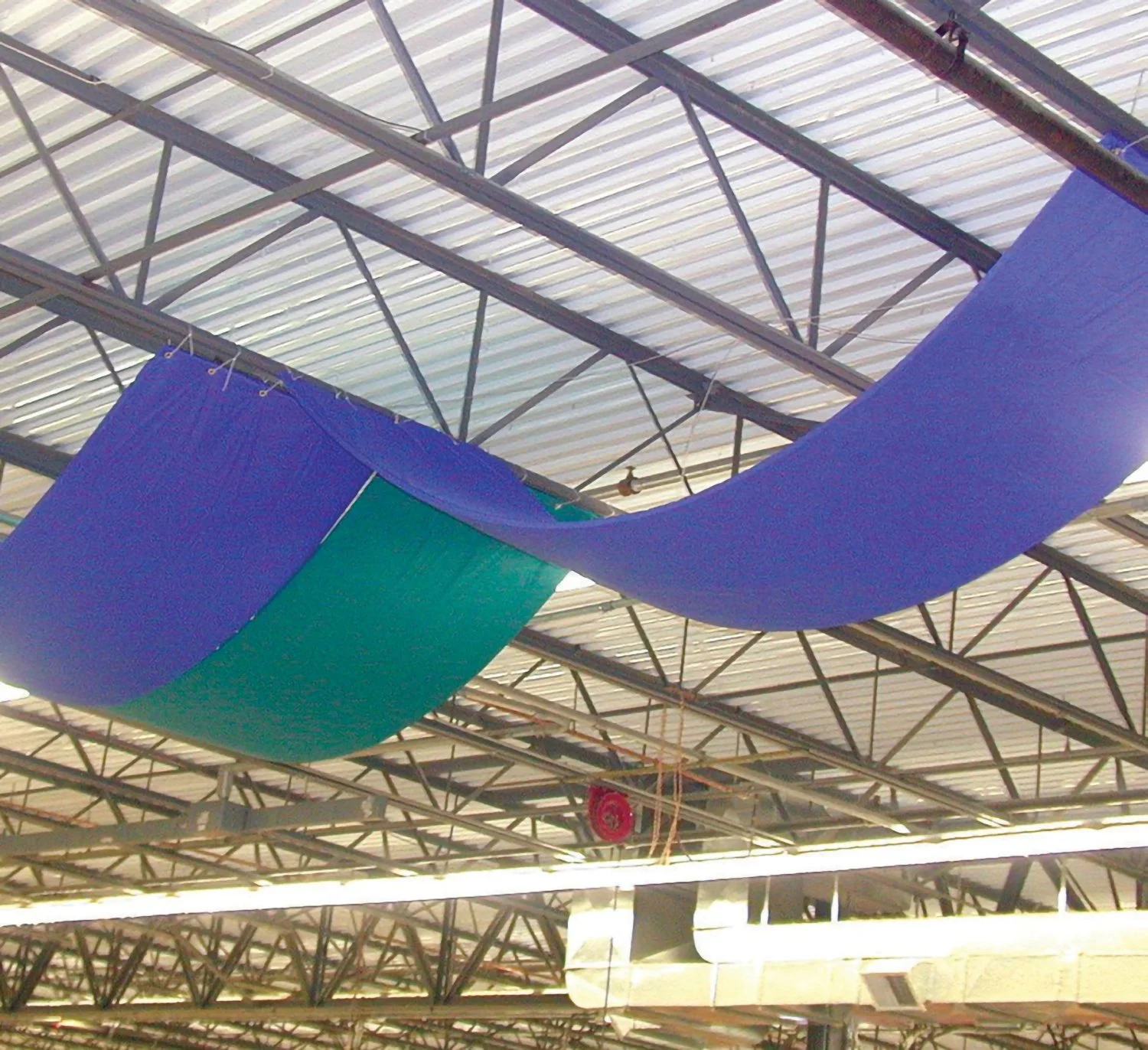 Livello Contour | Acoustic Ceiling Banners for Large Spaces — Akouo ...