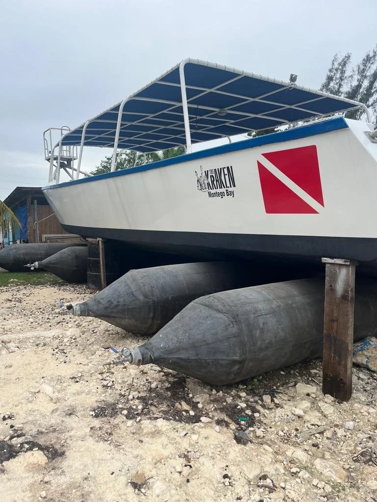 Dry Docking — D & E Marine