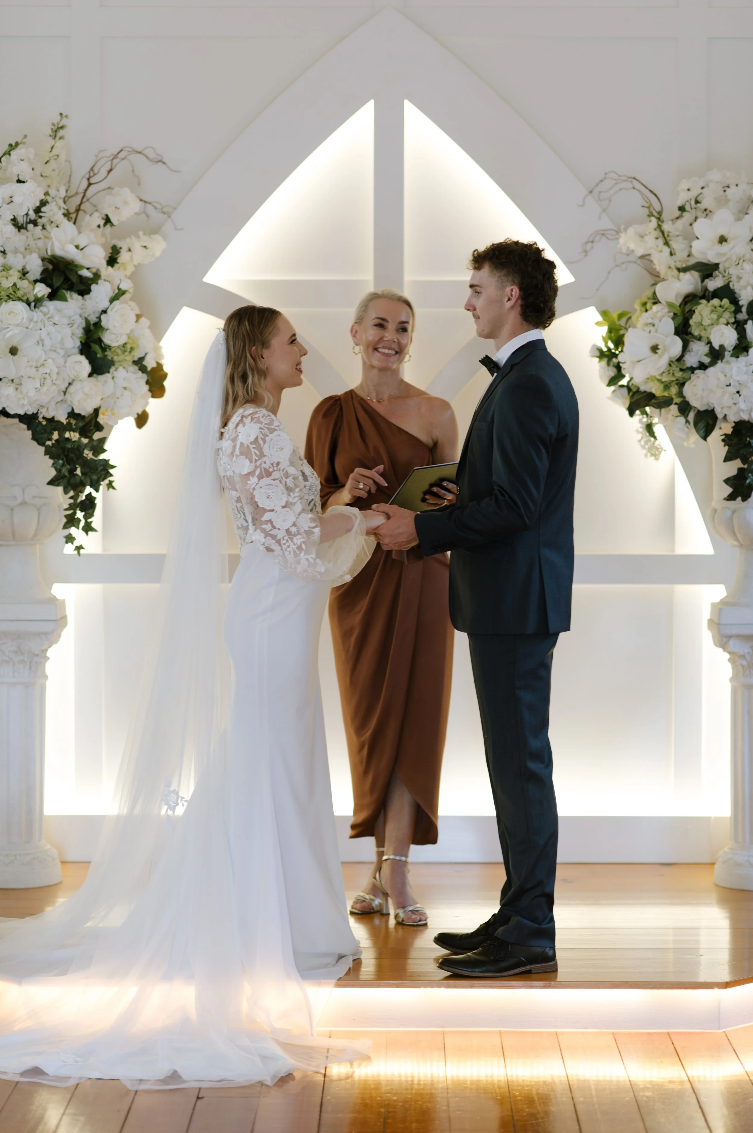 Amber Gillam - Brisbane and Sunshine Coast Celebrant + MC