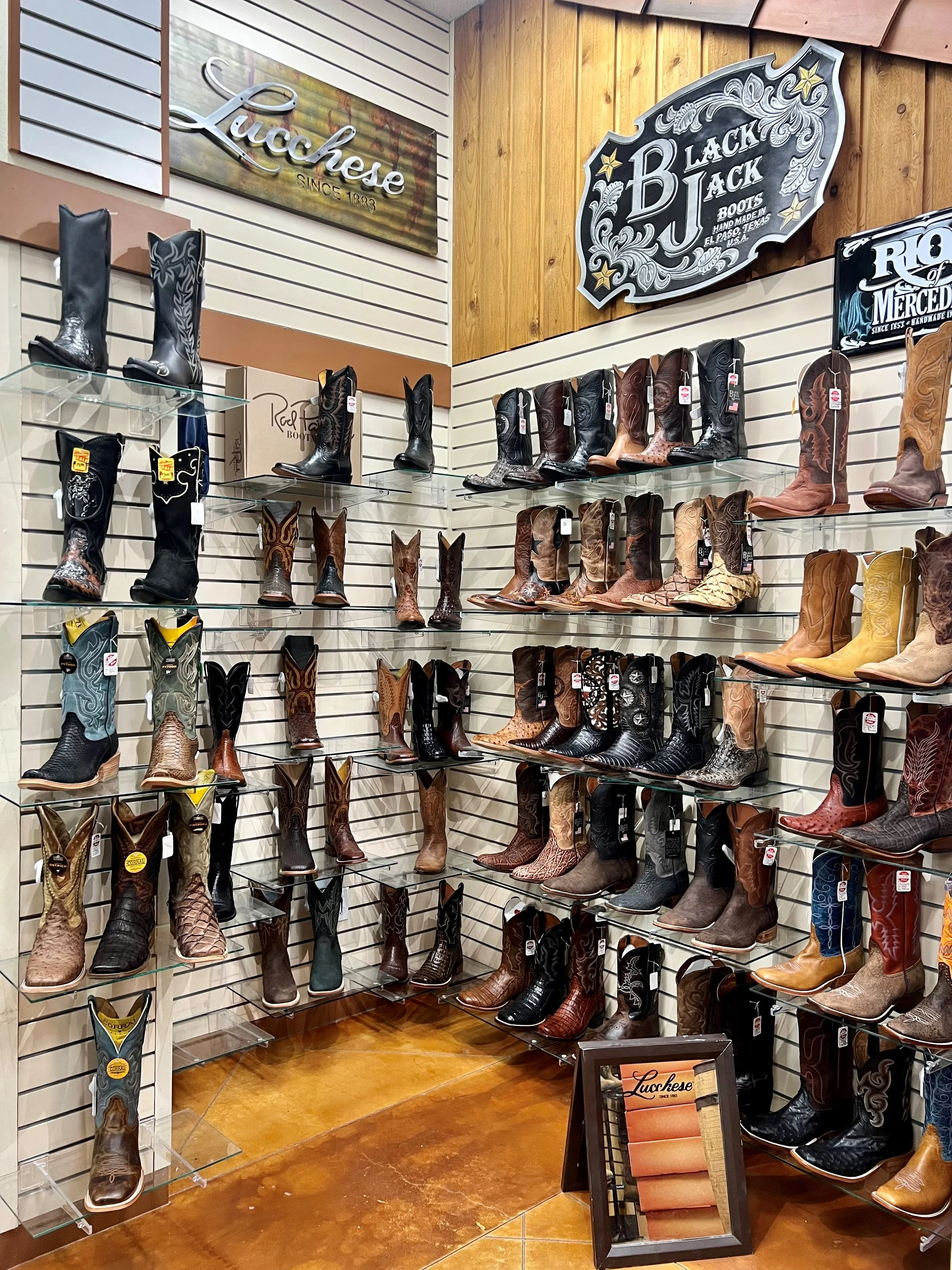 A-Z: Billy's Western Wear — Greater Boerne Chamber of Commerce