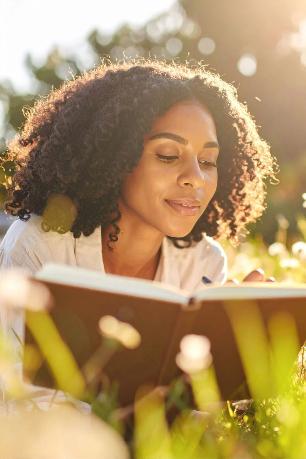 365 Daily Writing Prompts For Deep Reflection | 365 Journal Prompts