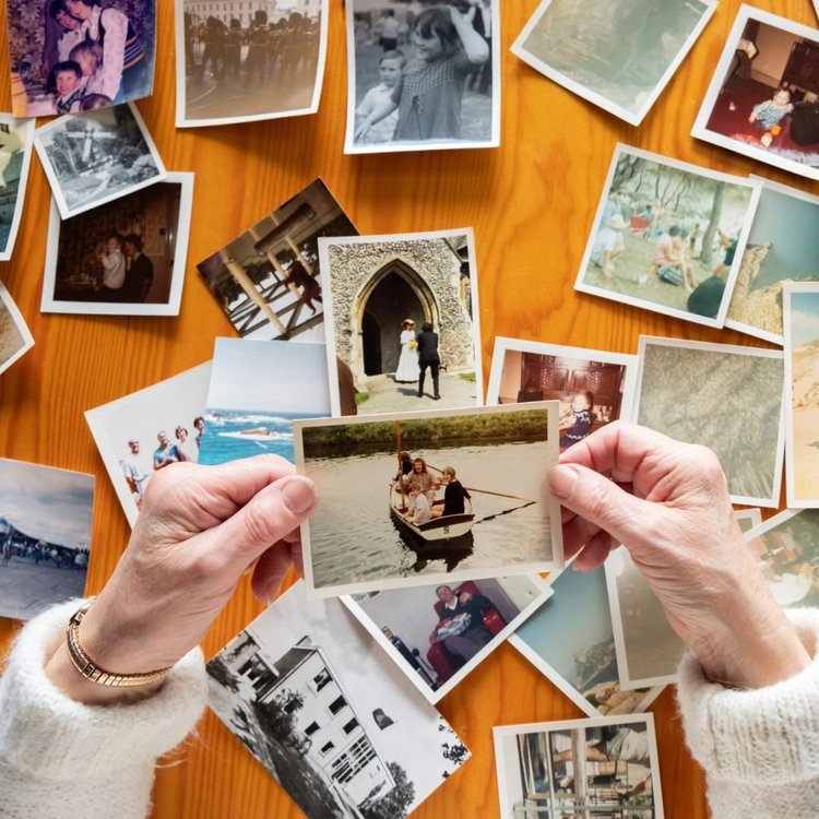 Cherish Your Memories With These Memory Journal Prompts