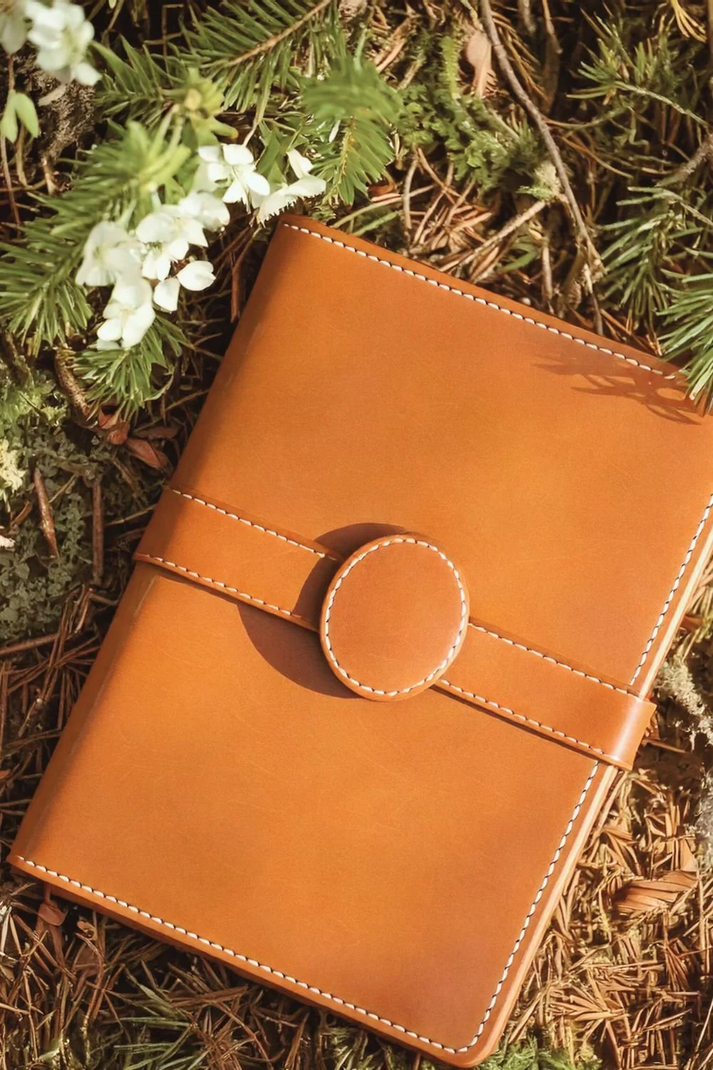 365 Daily Writing Prompts For Deep Reflection | 365 Journal Prompts