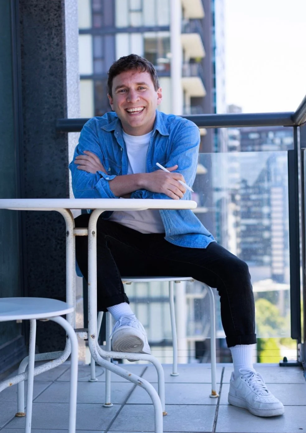 Bio — LUKE GOODALL