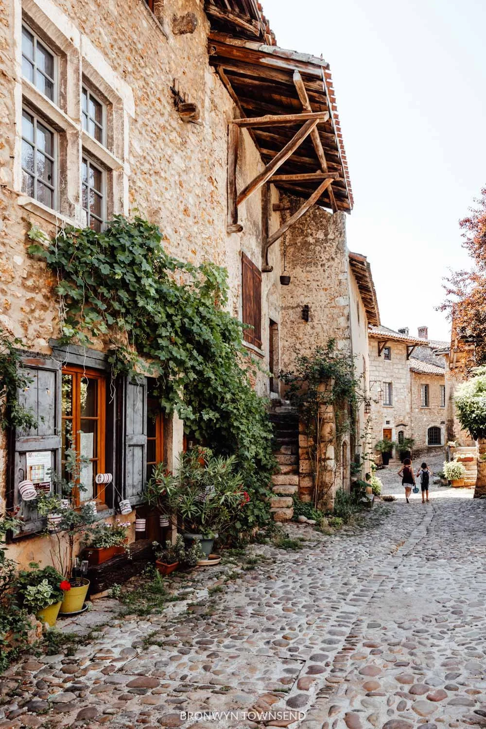 A Travel Guide to Perouges, France: The Perfect Day Trip From Lyon ...
