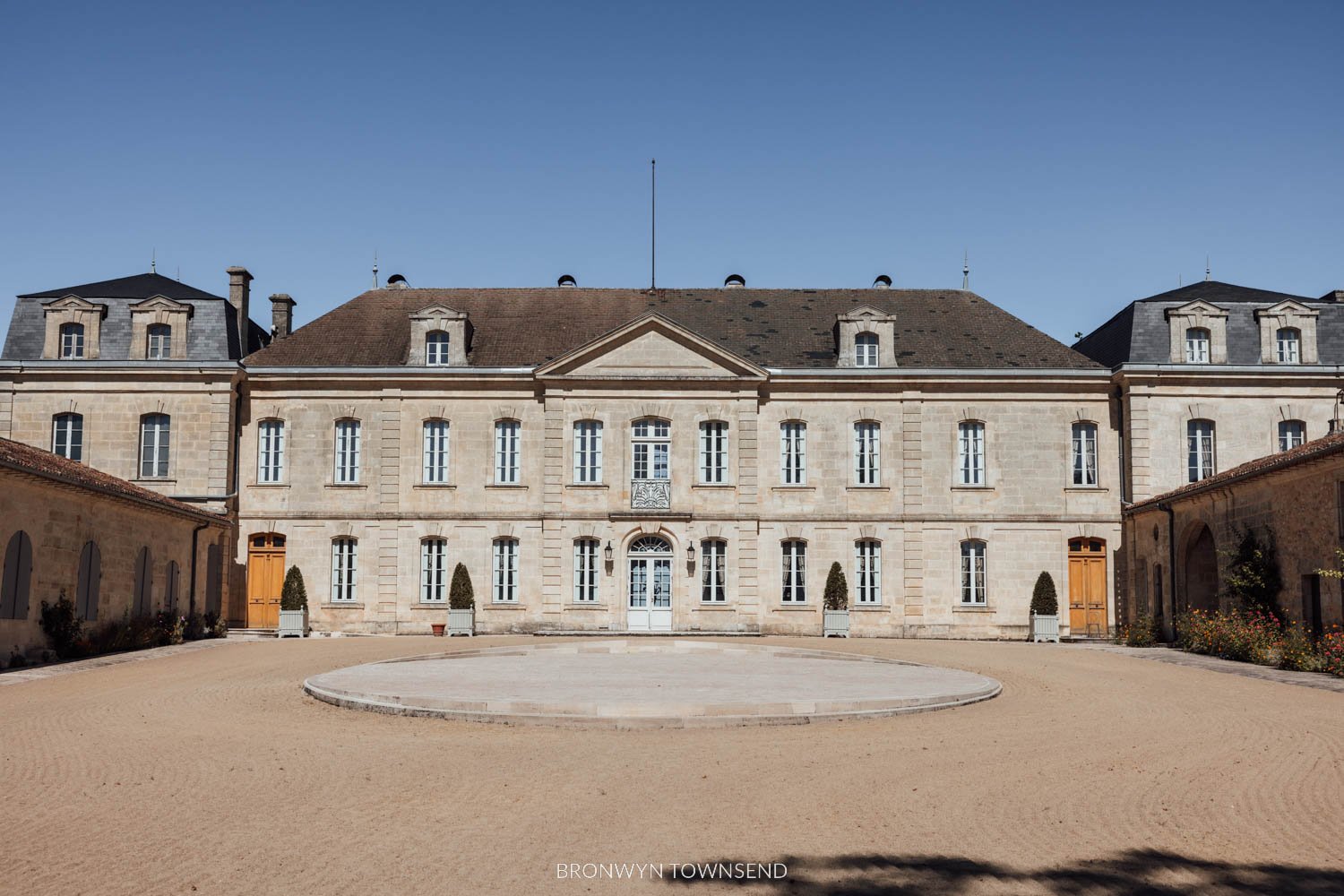 11 Best Things to do in Saint Emilion, France — Bronwyn Townsend