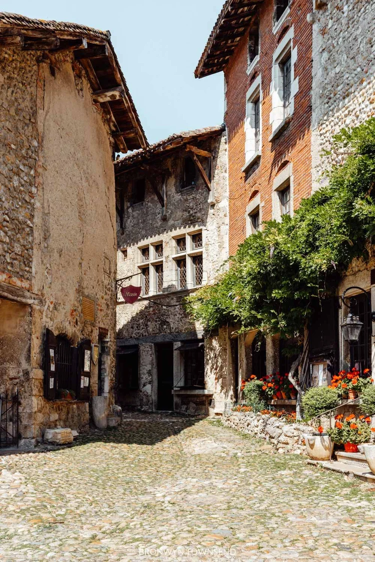 A Travel Guide to Perouges, France: The Perfect Day Trip From Lyon ...
