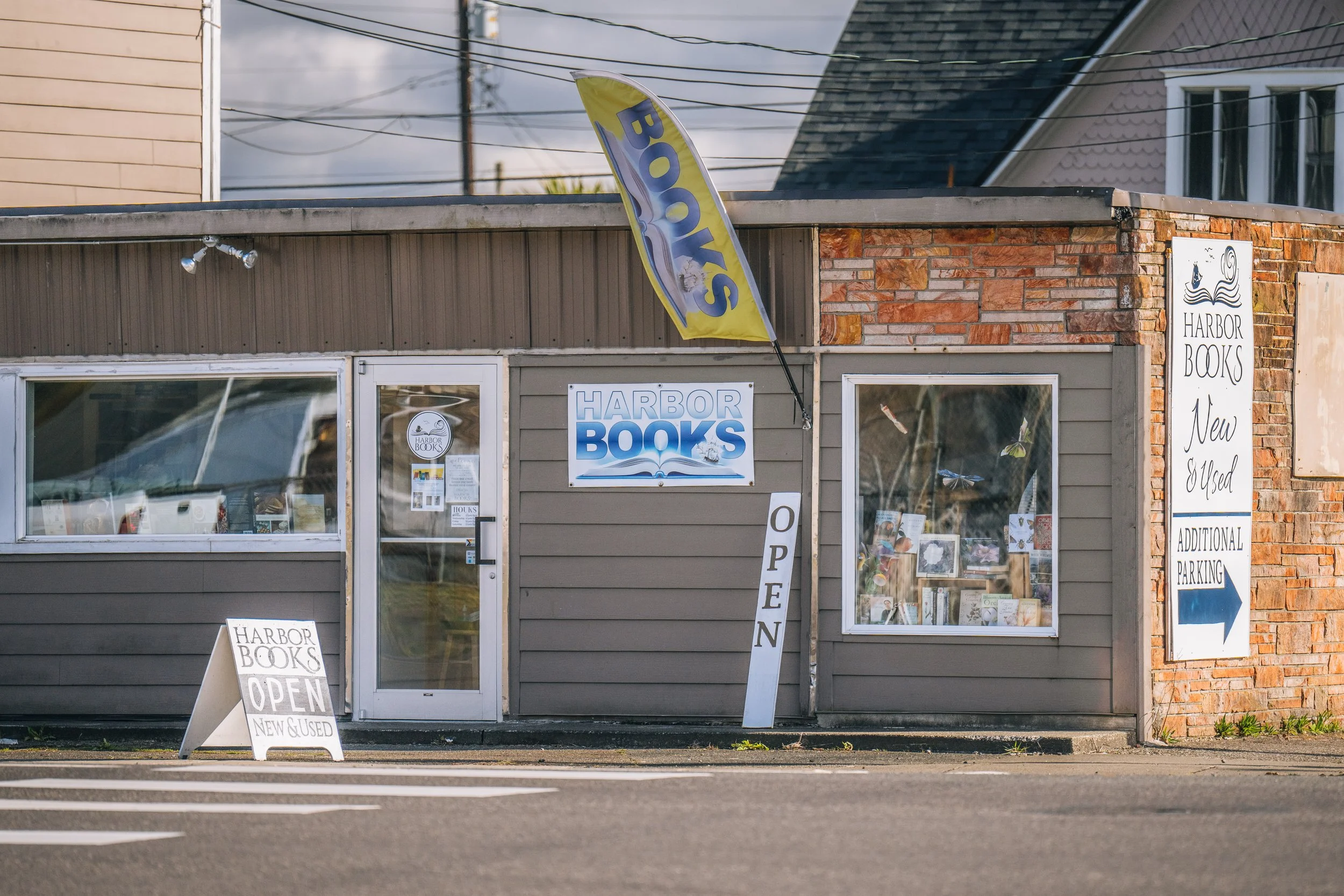 Harbor Books Events — Harbor Books