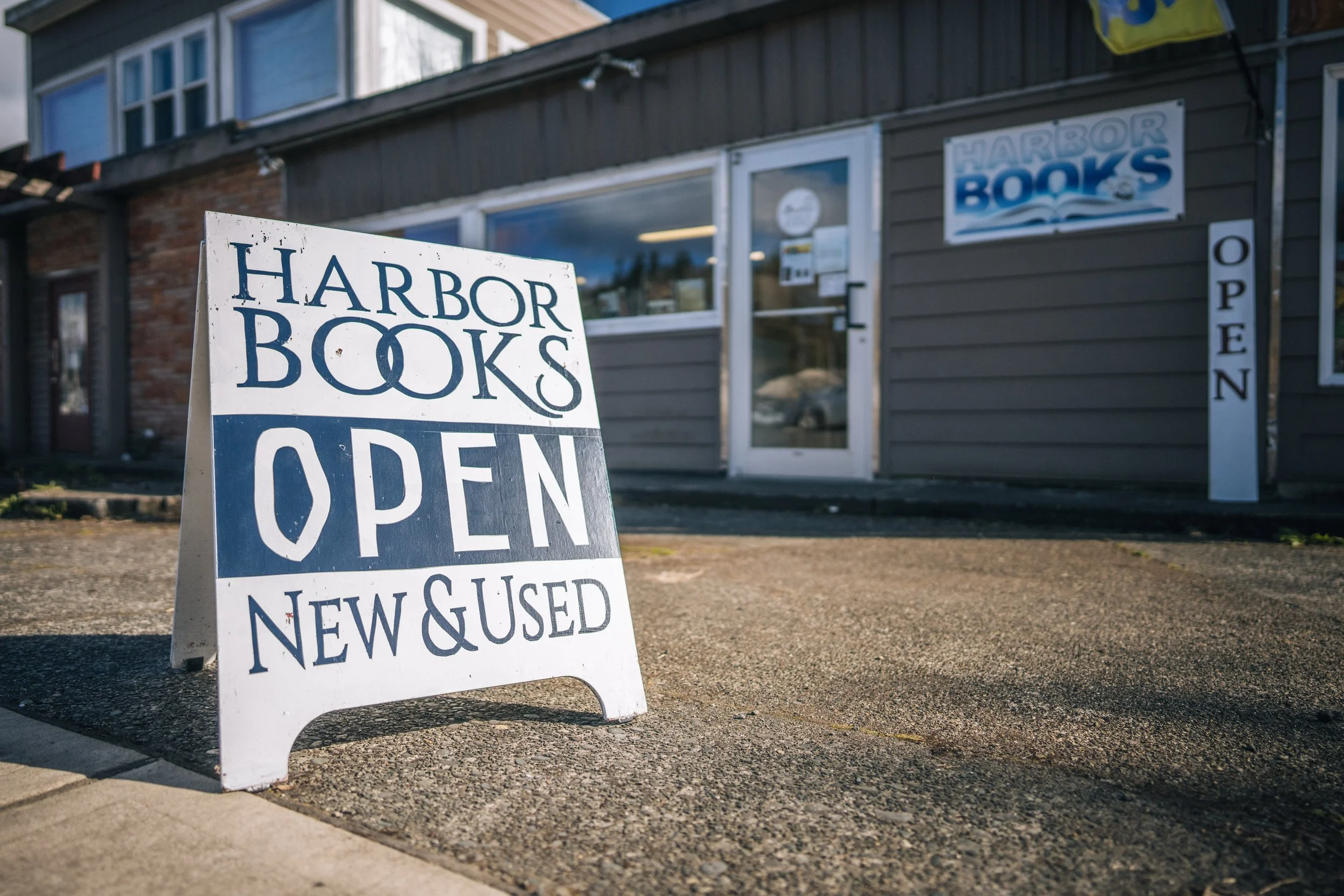 About 1 — Harbor Books