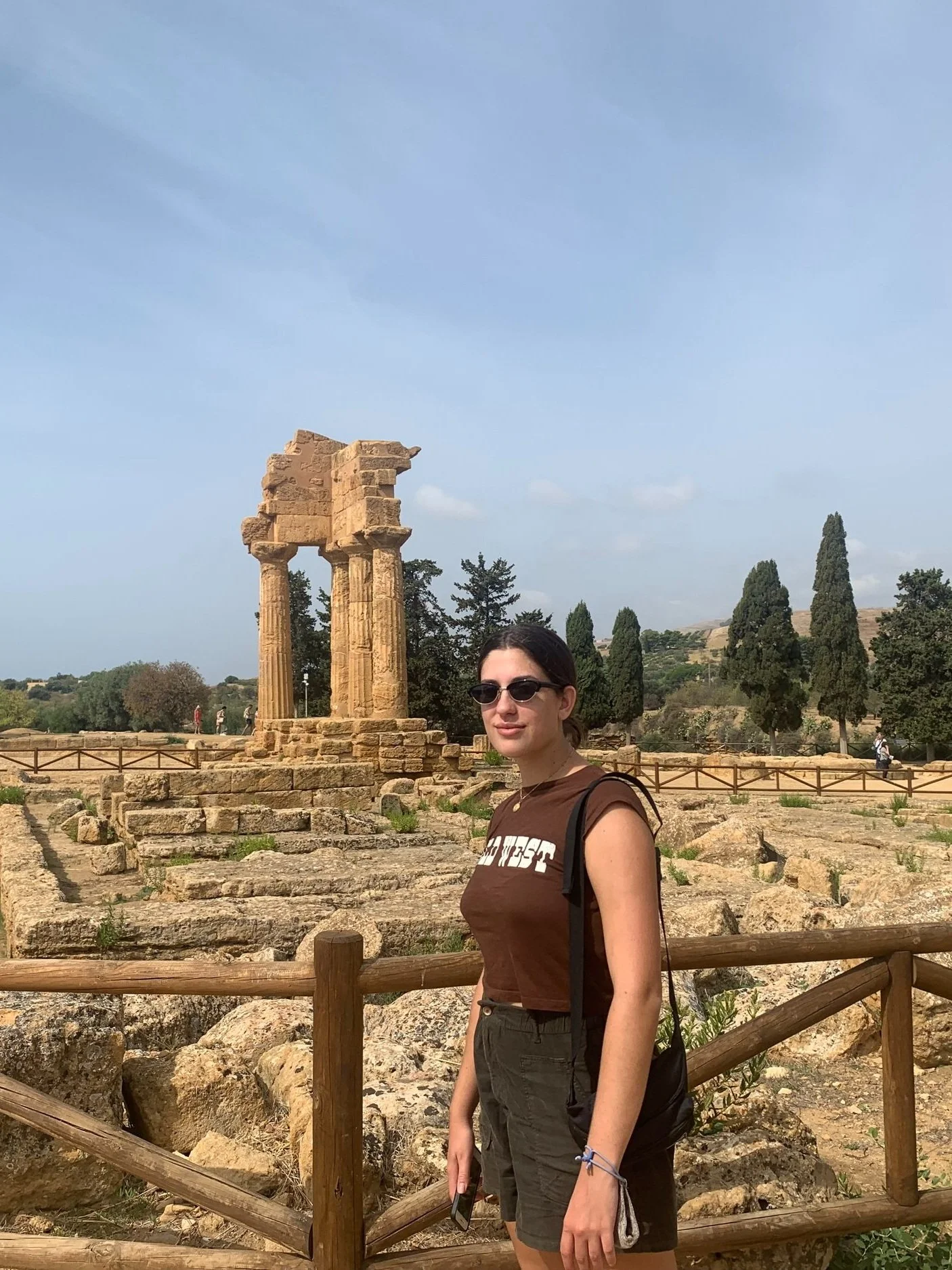 Zoë Tavares Bennett