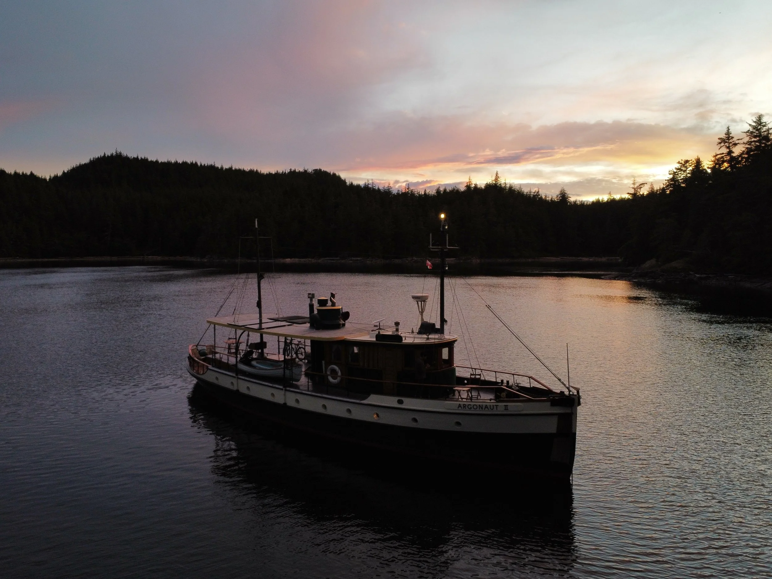Boat Charters — Argonaut II Classic Boat Charters