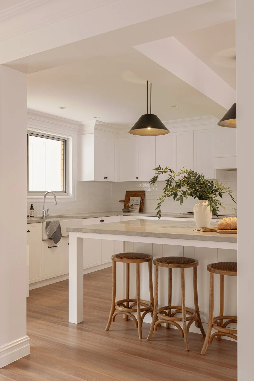 HOUSE ON A HILL — HDR Interior Design