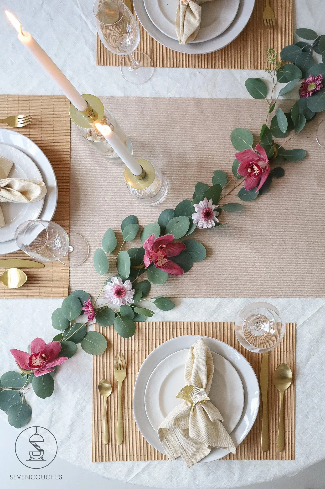 Kersttafel decoreren: vier tips om bloemen te gebruiken (DIY) — sevencouches.nl
