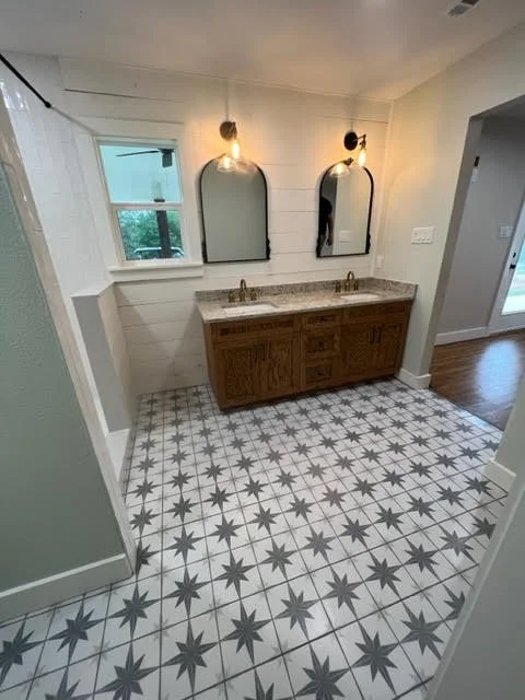 G& C Custom Homes, remodeling & roofing - G & C Construction Home