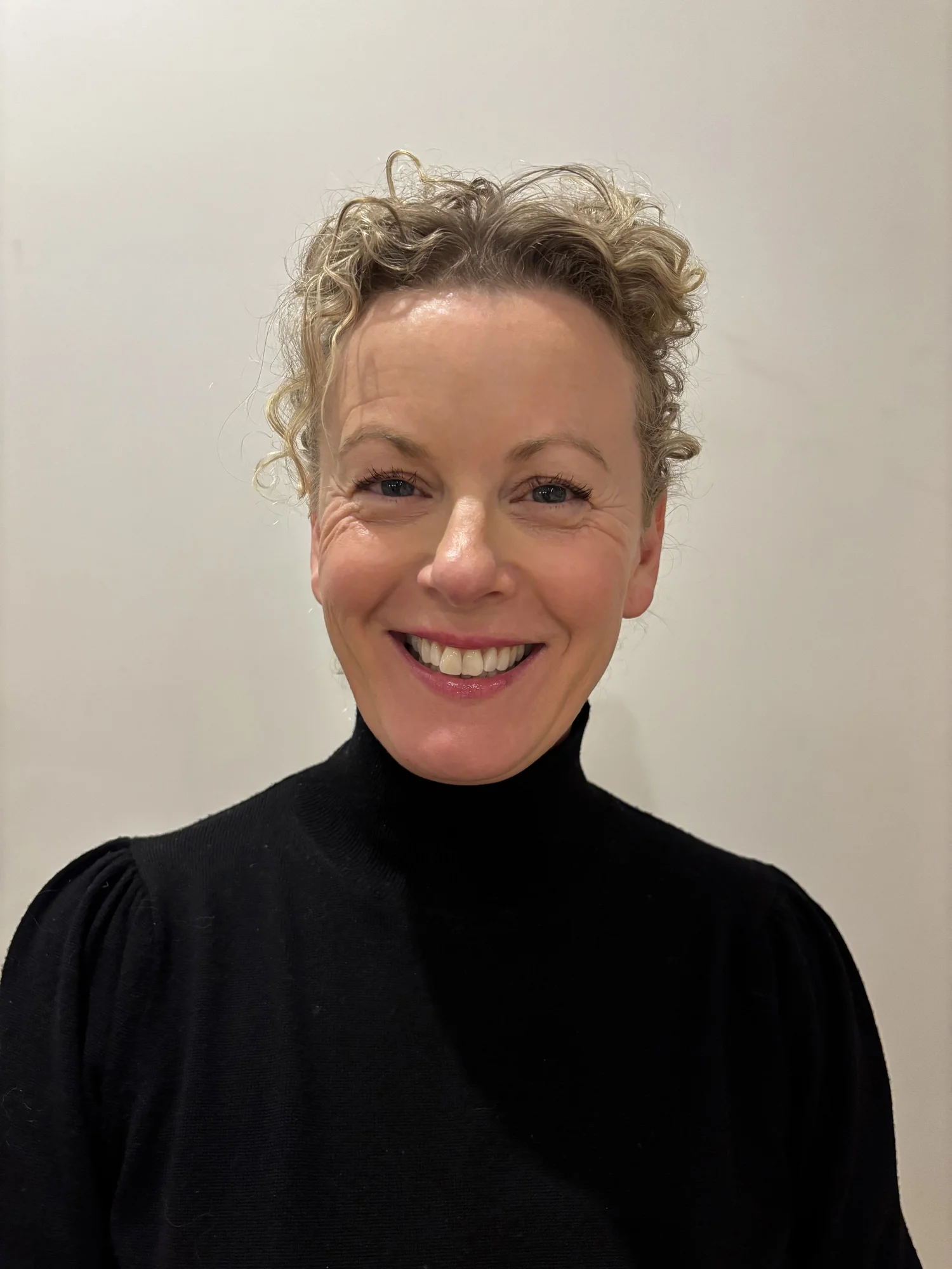Dr Paula Moir | Female GP Melbourne —JUNO SPECIALISTS