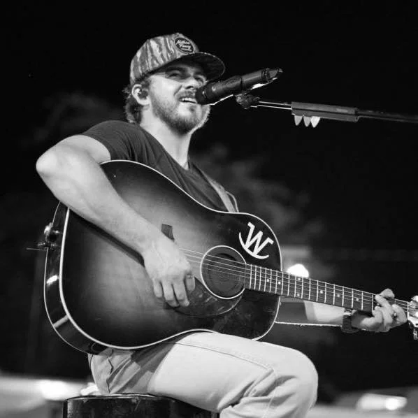 Entertainment — The Dewey Dossett Woodlawn Arena