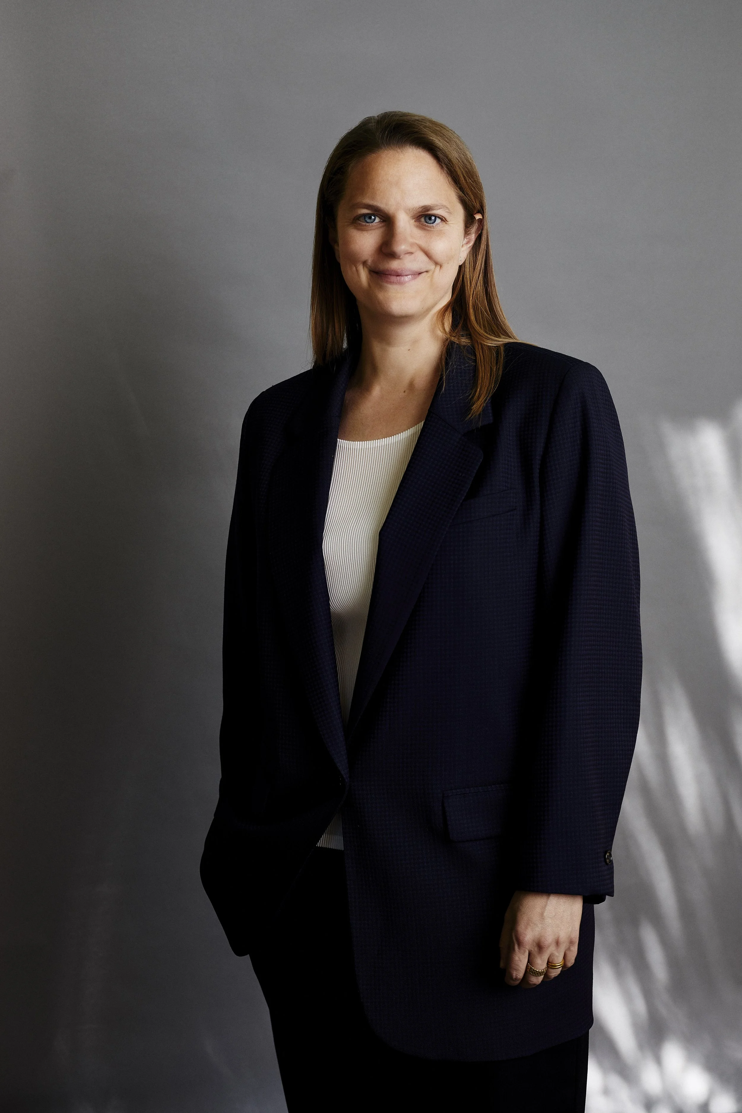 Tonia Davis — Dialogue Action