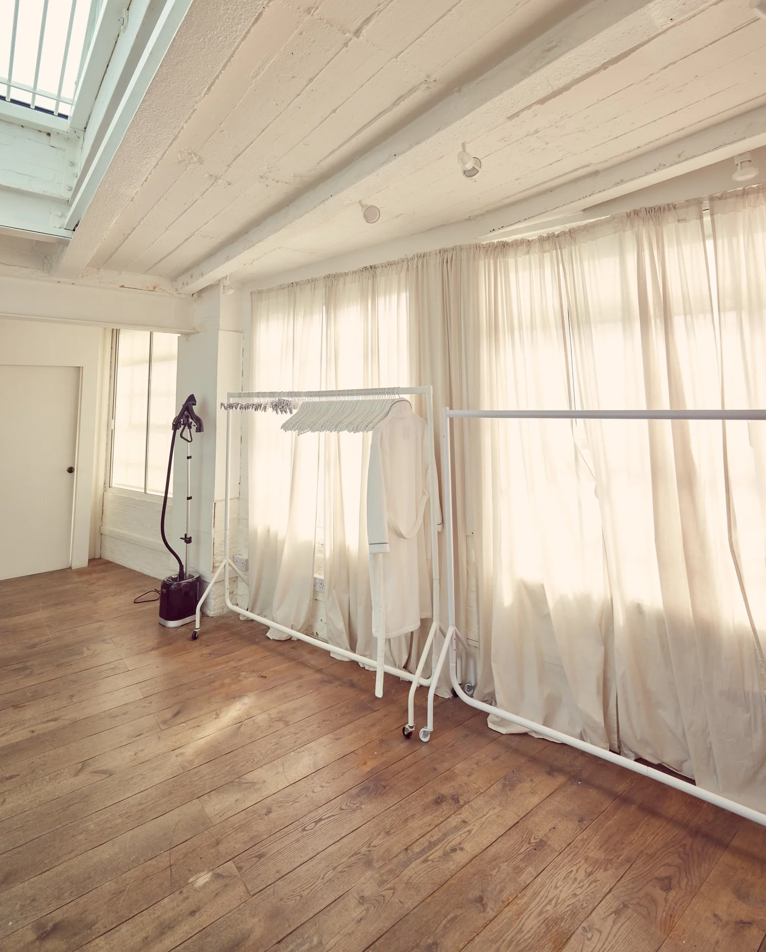 STUDIO GALLERY — SW10 STUDIOS