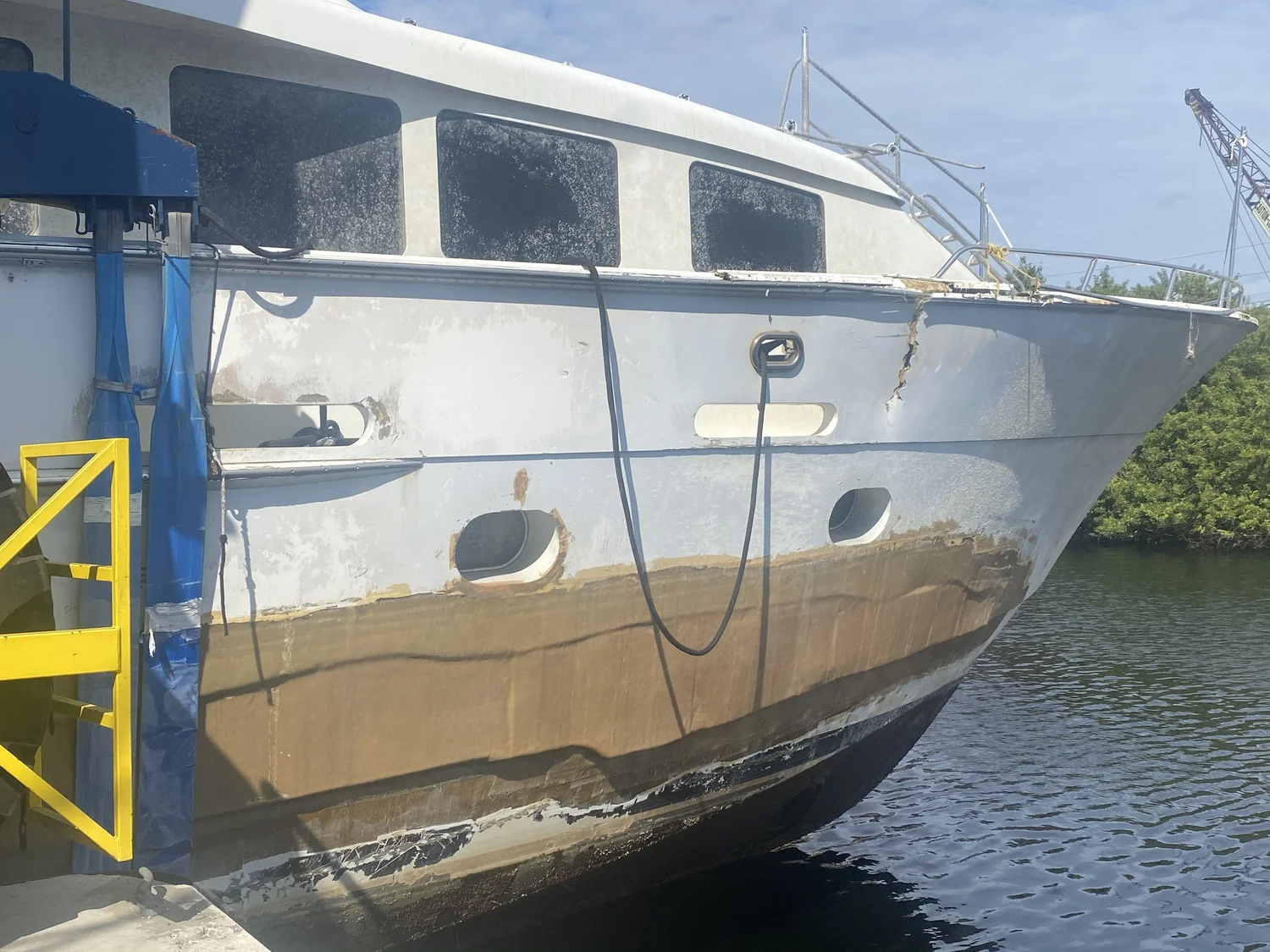 Fiberglass Repair — J&E FIBERGLASS MARINE CORP