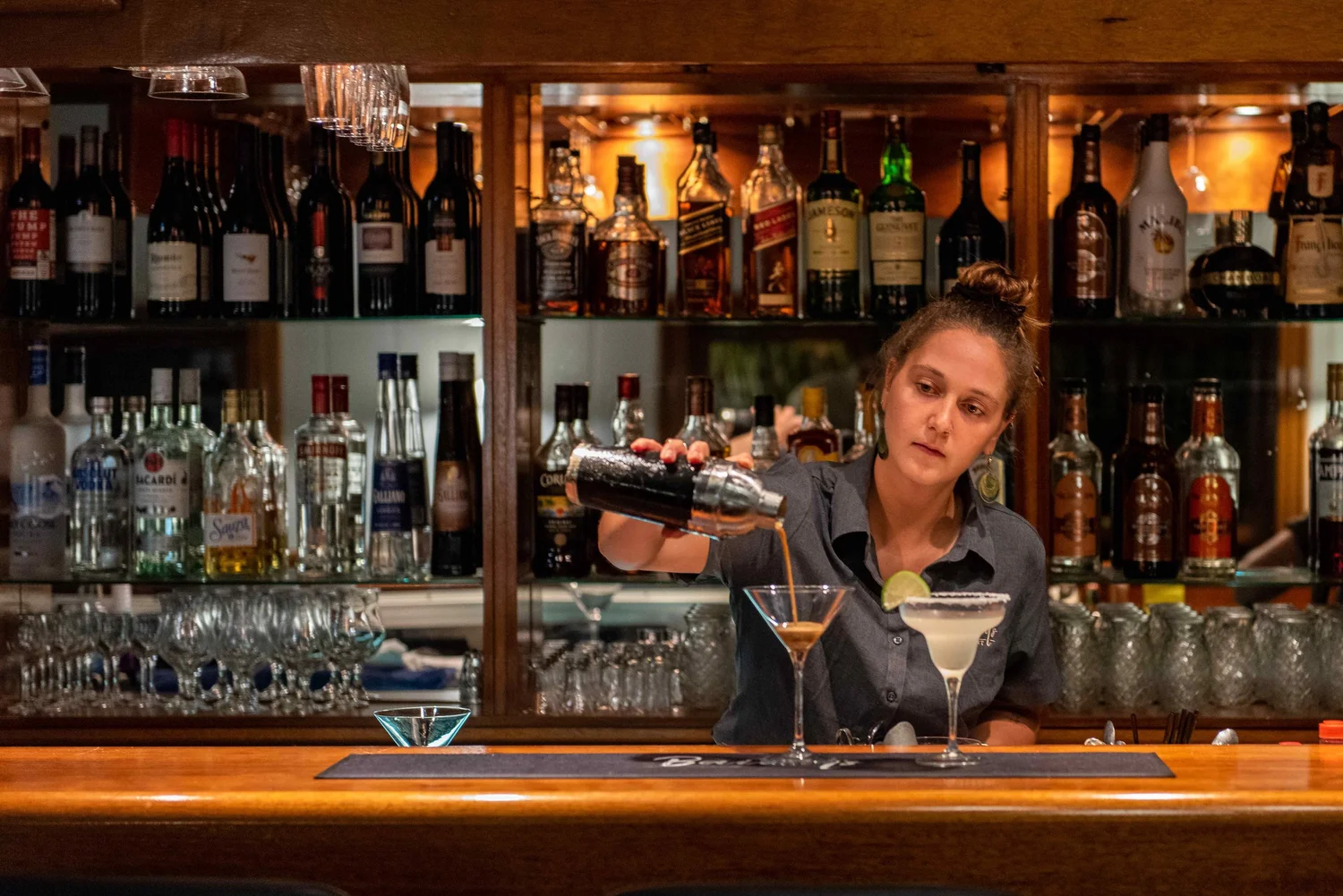 Bailey's Restaurant Norfolk Island — Pinetree Tours