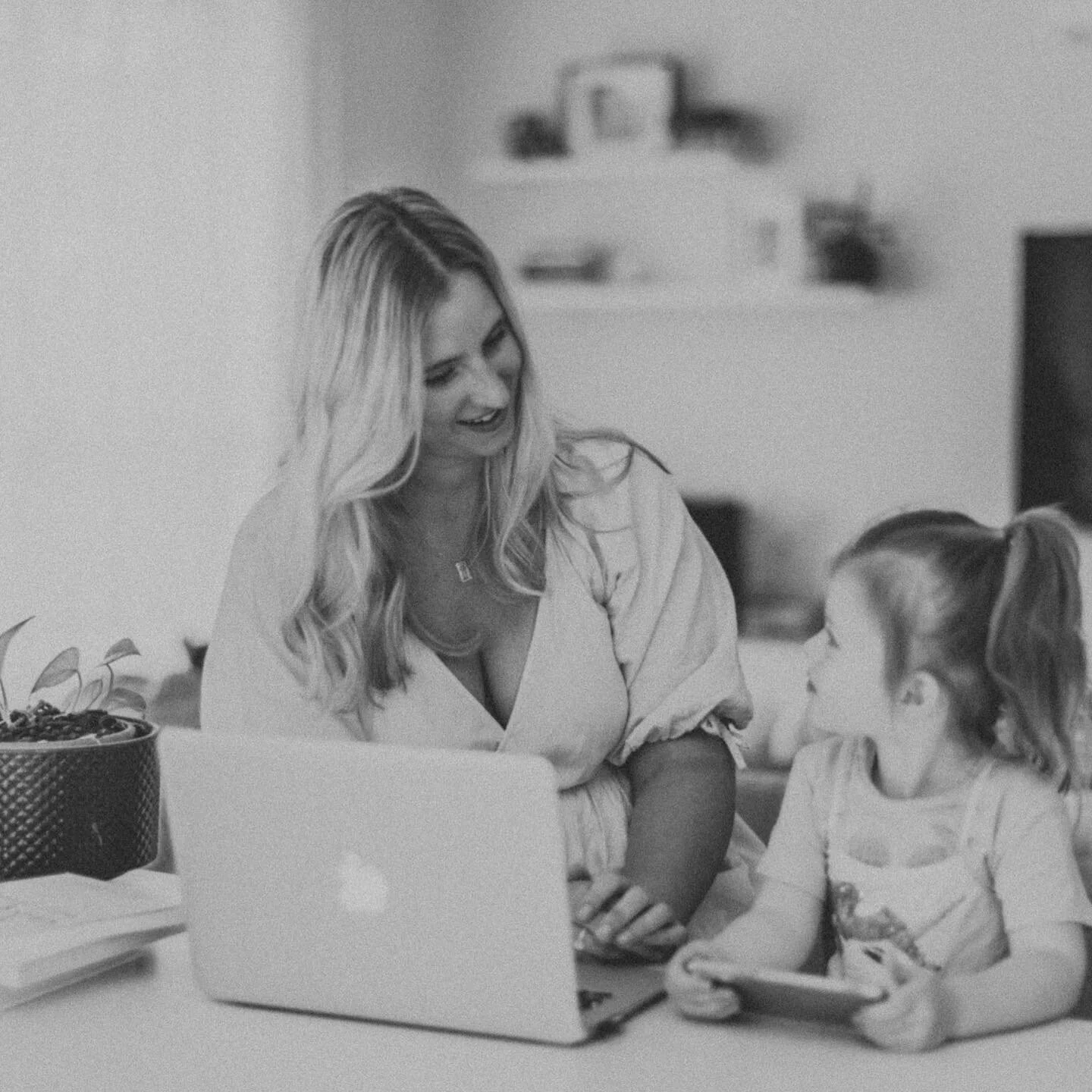 Jess Clark: Simplifying AI for Business Growth & Authentic Content