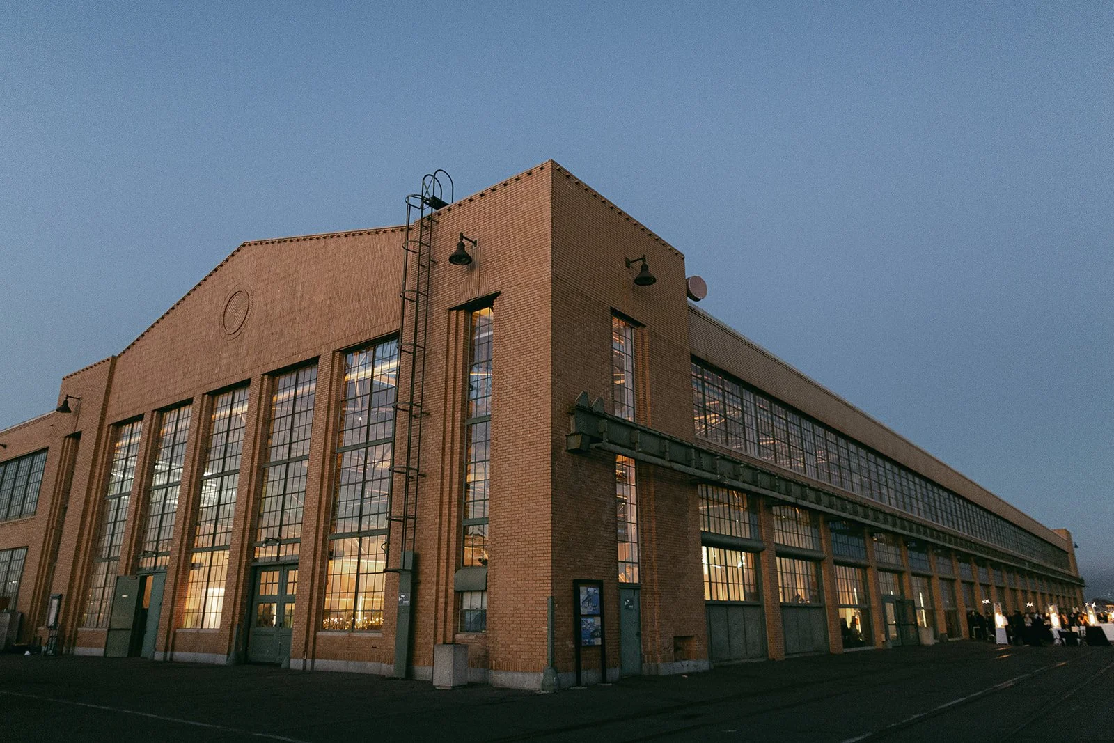 Craneway Pavilion | San Francisco, California Wedding — Anni Graham ...