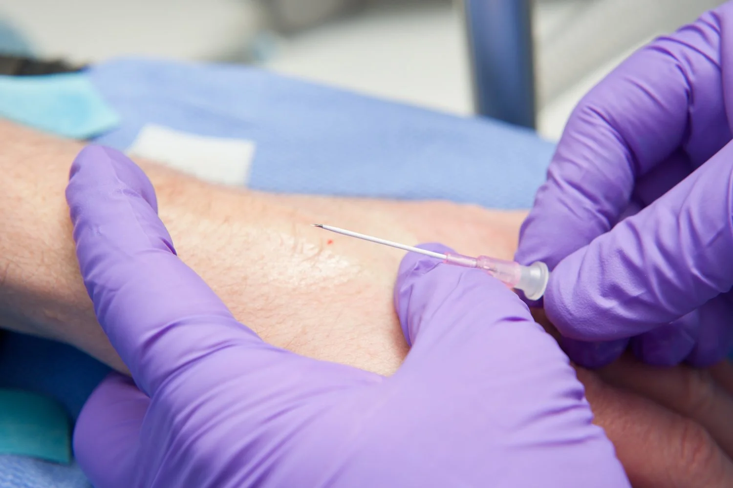 IV Complications — Lineus Medical