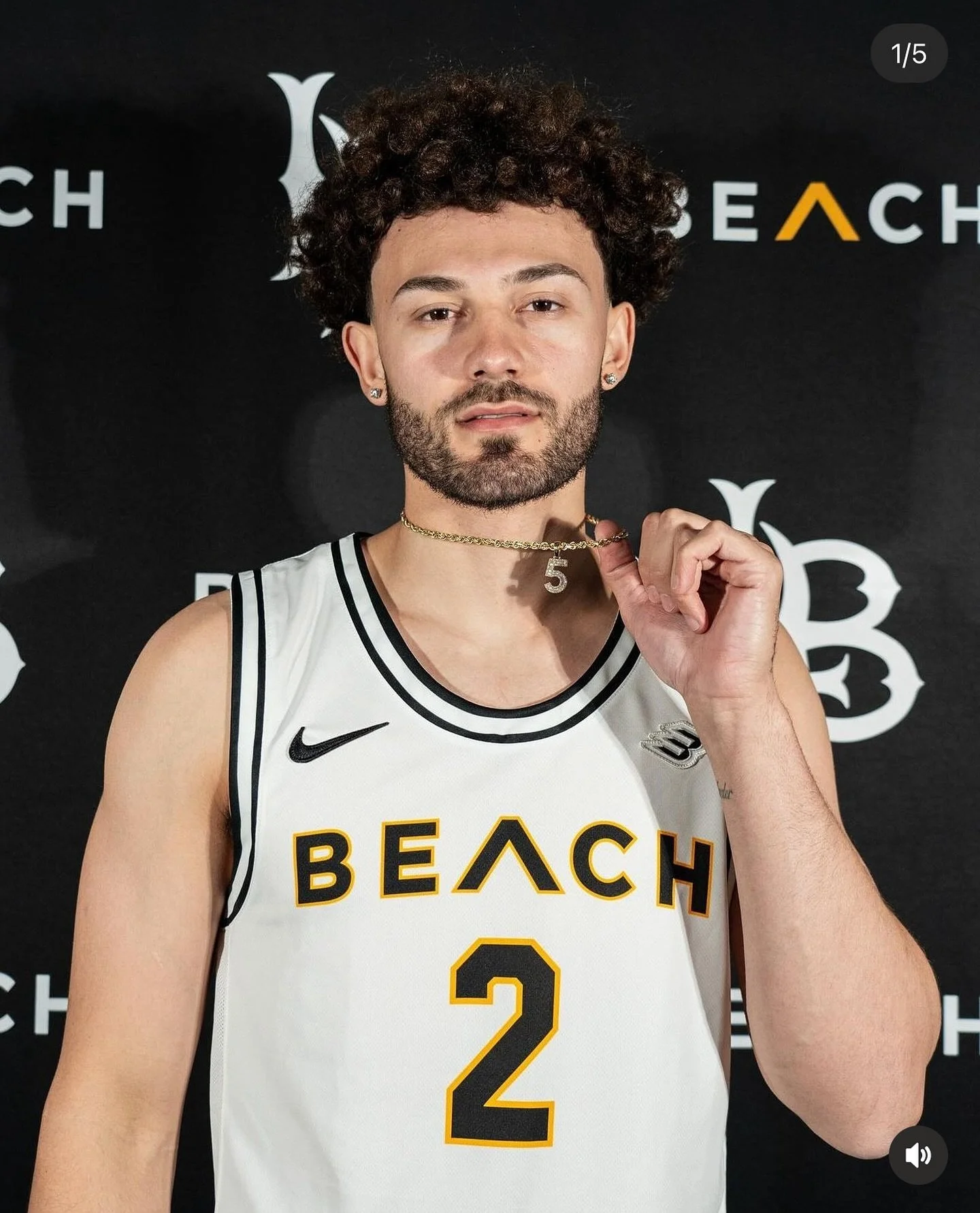 Kenny Hatch Basketball