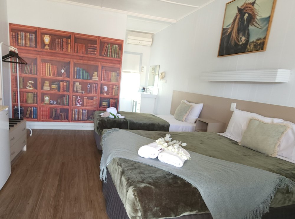 Stay — Charter Towers Motel