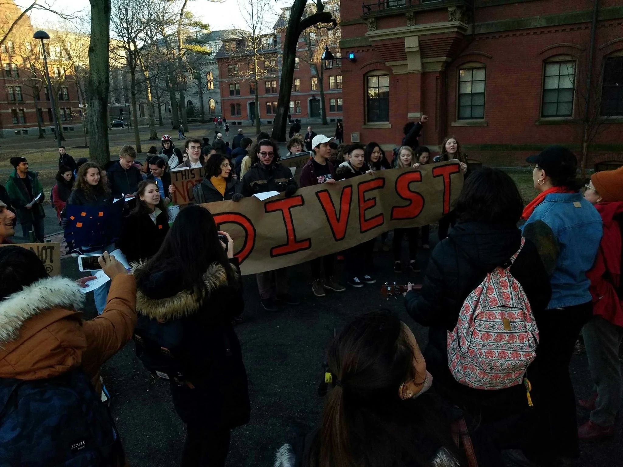 Environmental Justice (HUEJ) — Harvard Climate Coalition