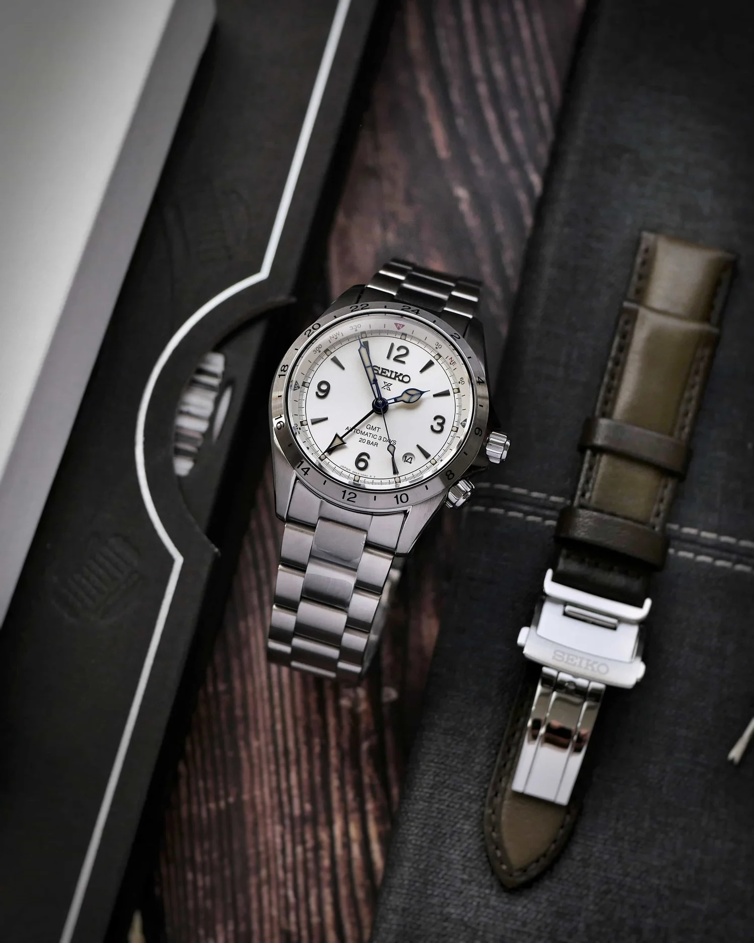 Seiko Prospex Alpinist Mechanical GMT SPB409J1 Review: Is It the Best ...