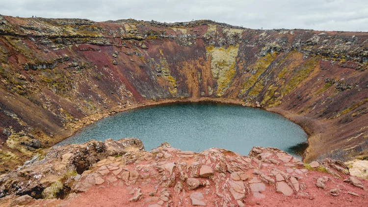 The Perfect 6 Day Iceland Itinerary — Lens and Luggage