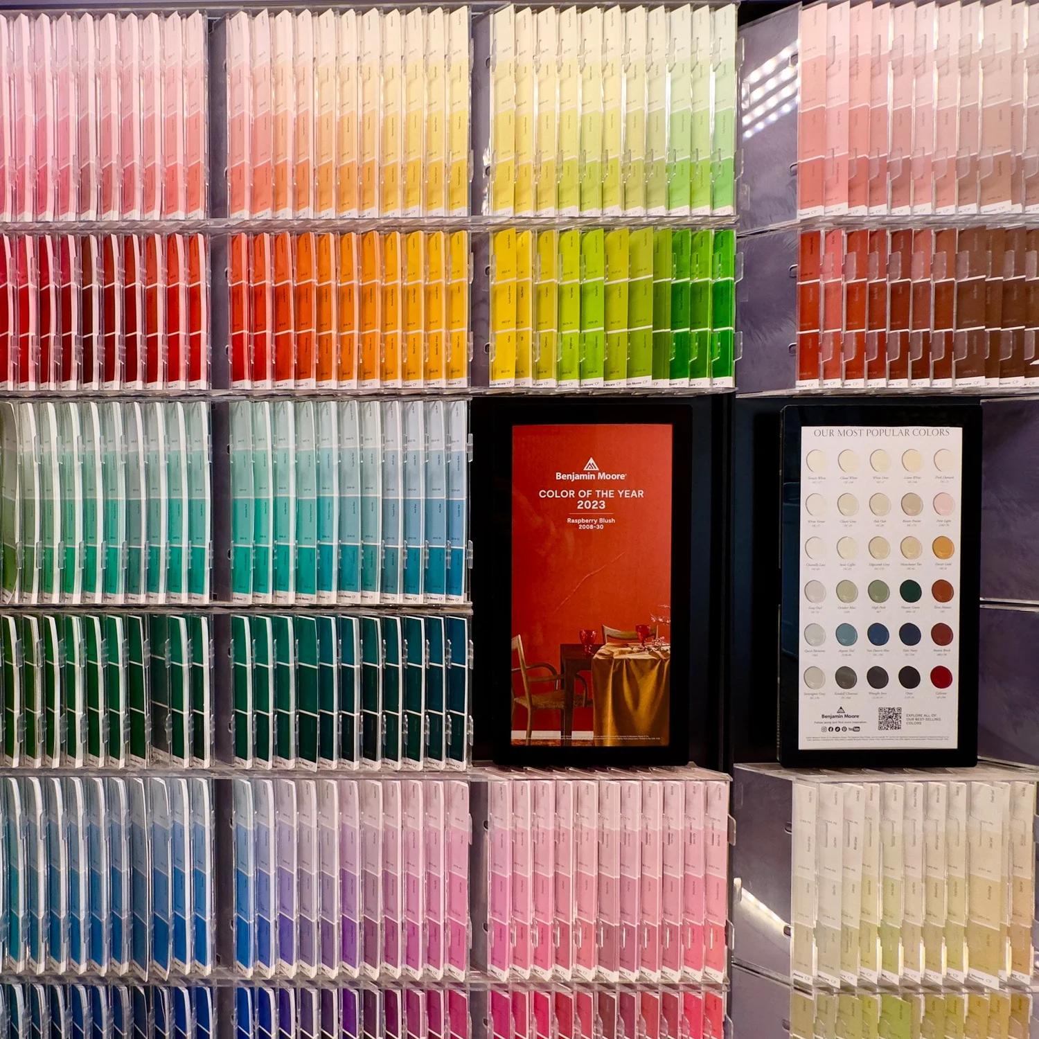 Benjamin Moore Paint — Dubben Brothers Inc.