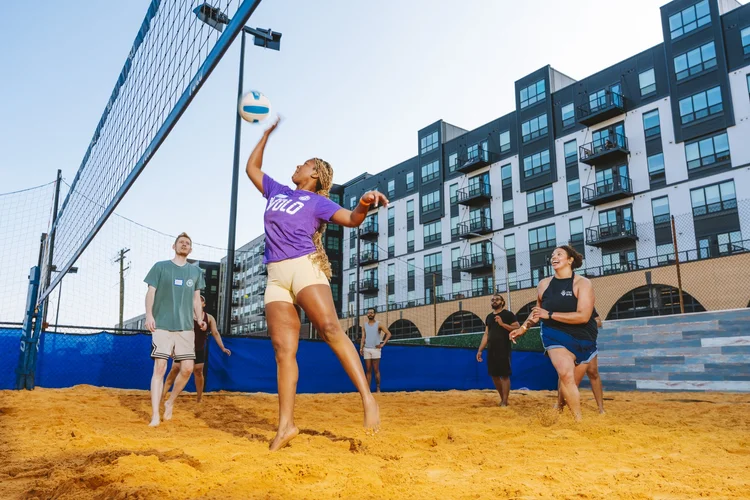 General 2 — Club Volo