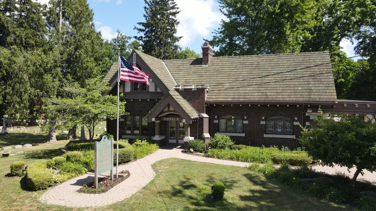 Clinton Grove Cemetery