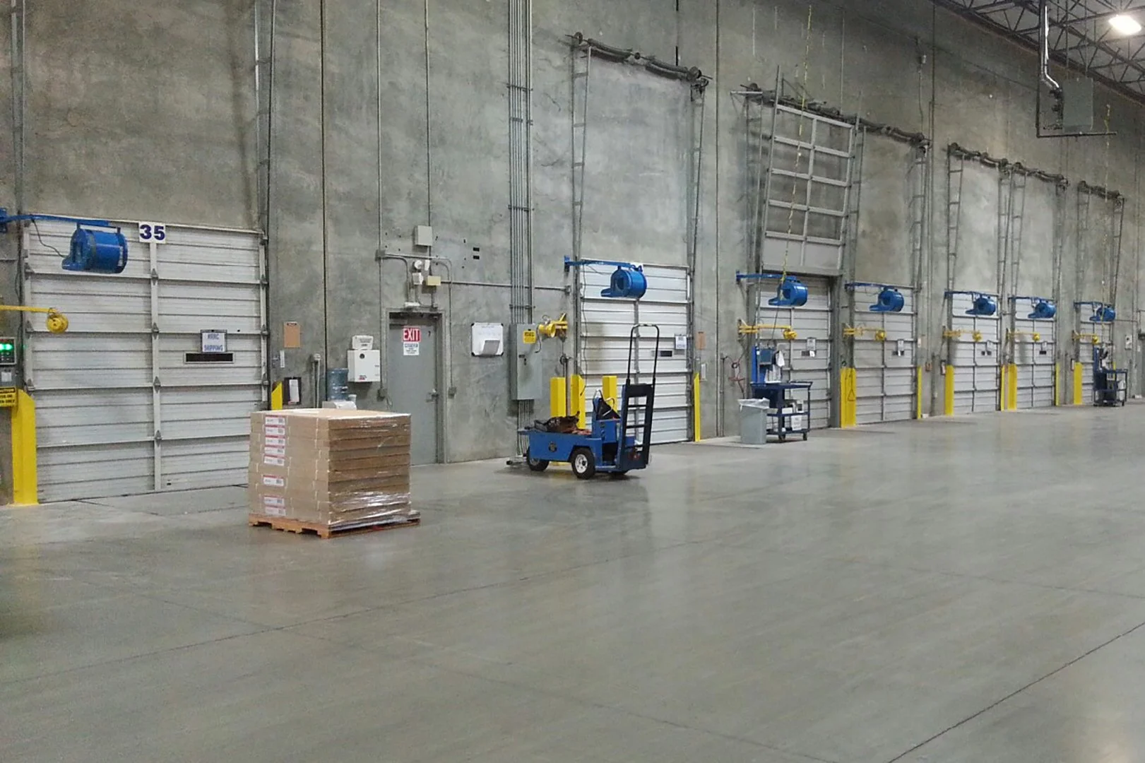 HVTC - High Velocity Truck Cooler - Loading Dock Fans — Patterson Fan Co.