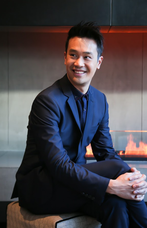 About — Kel - 2023 - Corporate event Entertainer