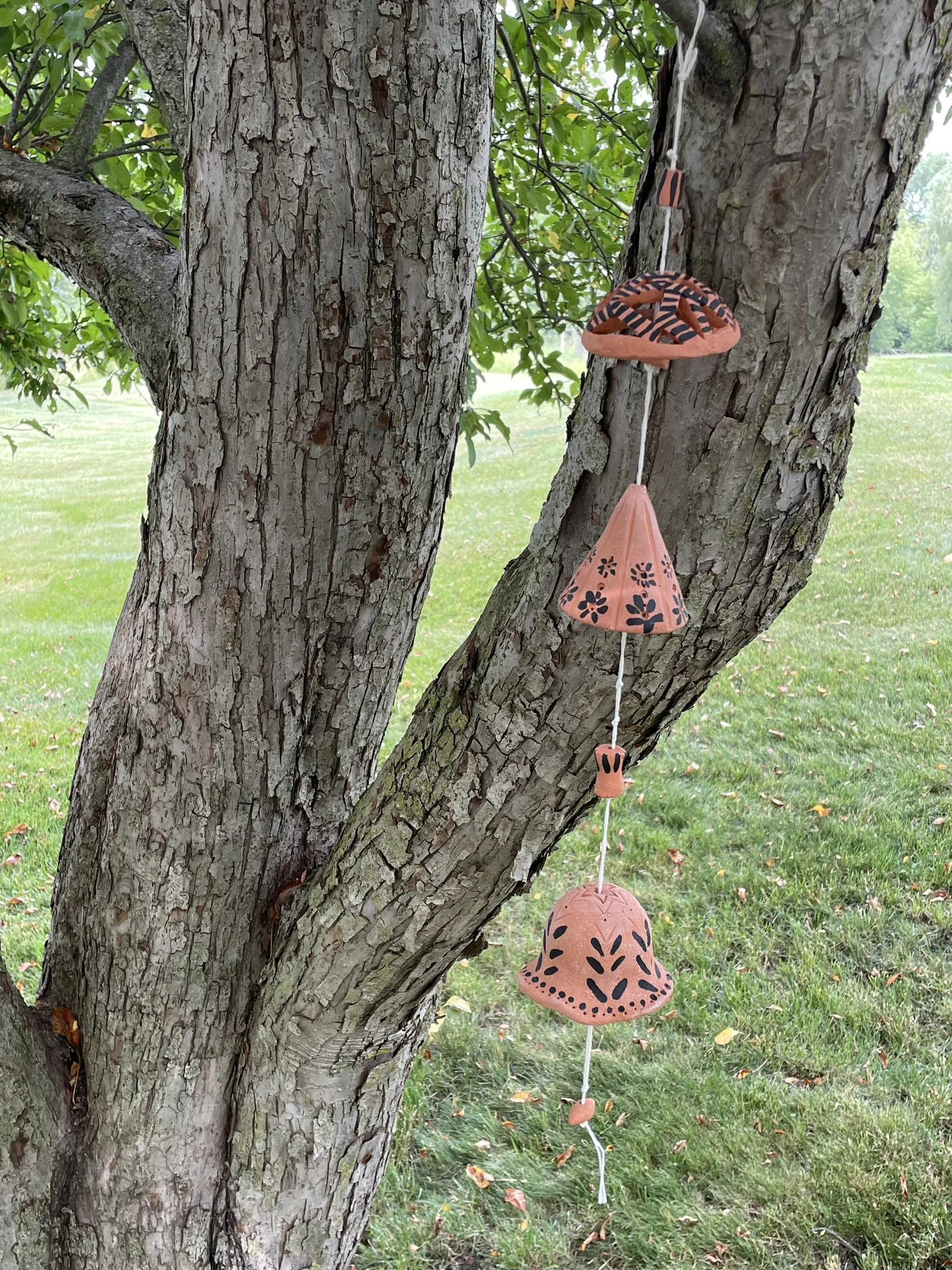 3 Art Projects to Display Permanently at Your School — Clay Pots ...