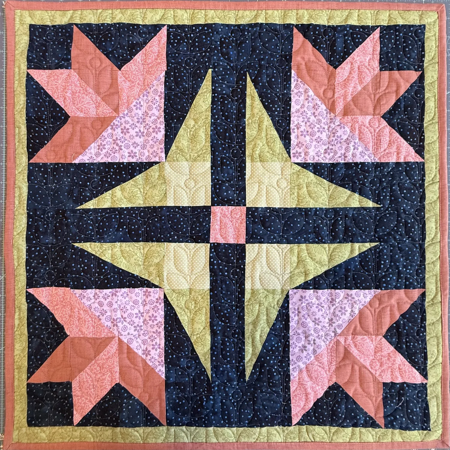 Holiday Welcome Quilt Pattern (Paper) — Shadow Valley Quilts
