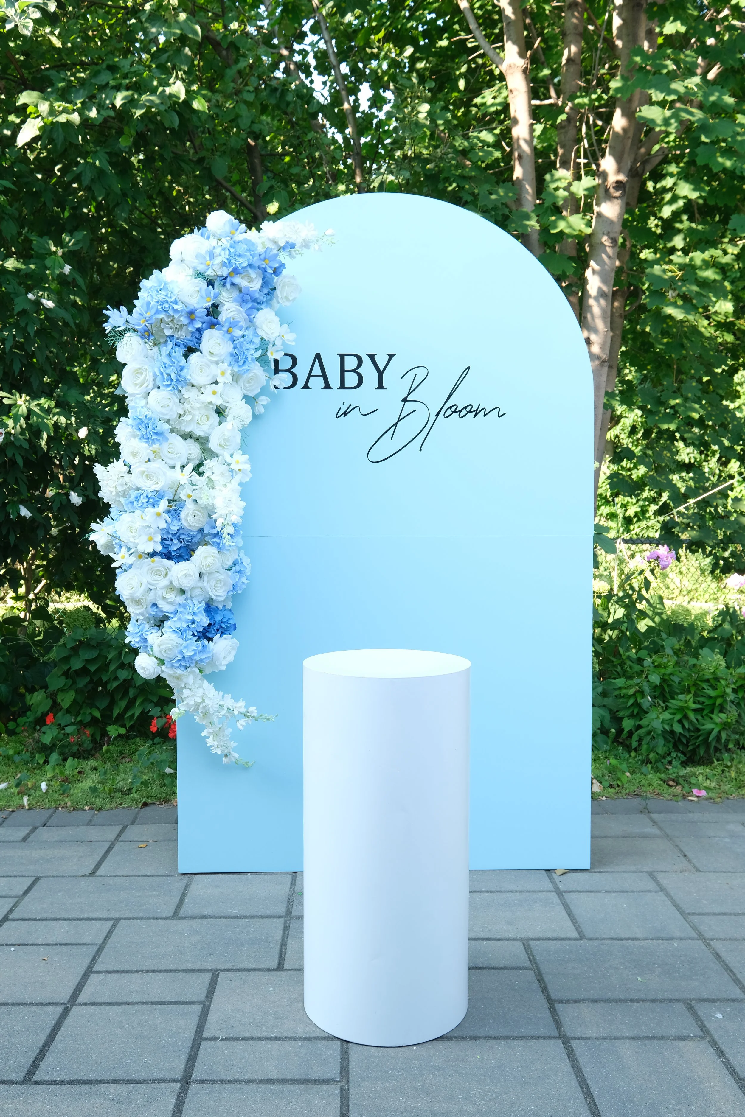 Modern Collection Kits — DIYLuxe | DIY Rental Decor Kits