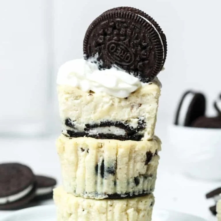 30 Best Mini Desserts & Bite-Size Treats for Afternoon Tea — Rosie ...